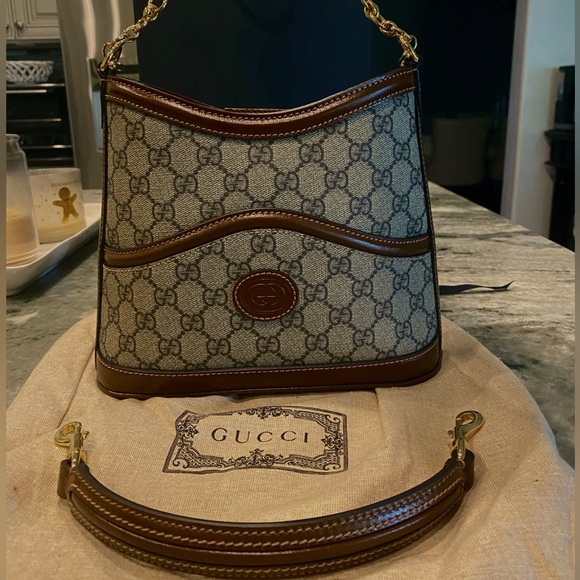 Gucci | Bags | Gucci Purse Color Ebony Interlocking G Has The Tags And ...